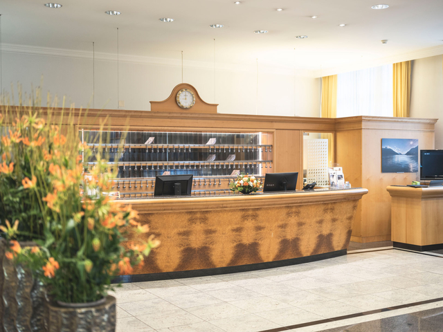 Seehotel Waldstätterhof Brunnen – 4 Sterne-Hotel direkt am See